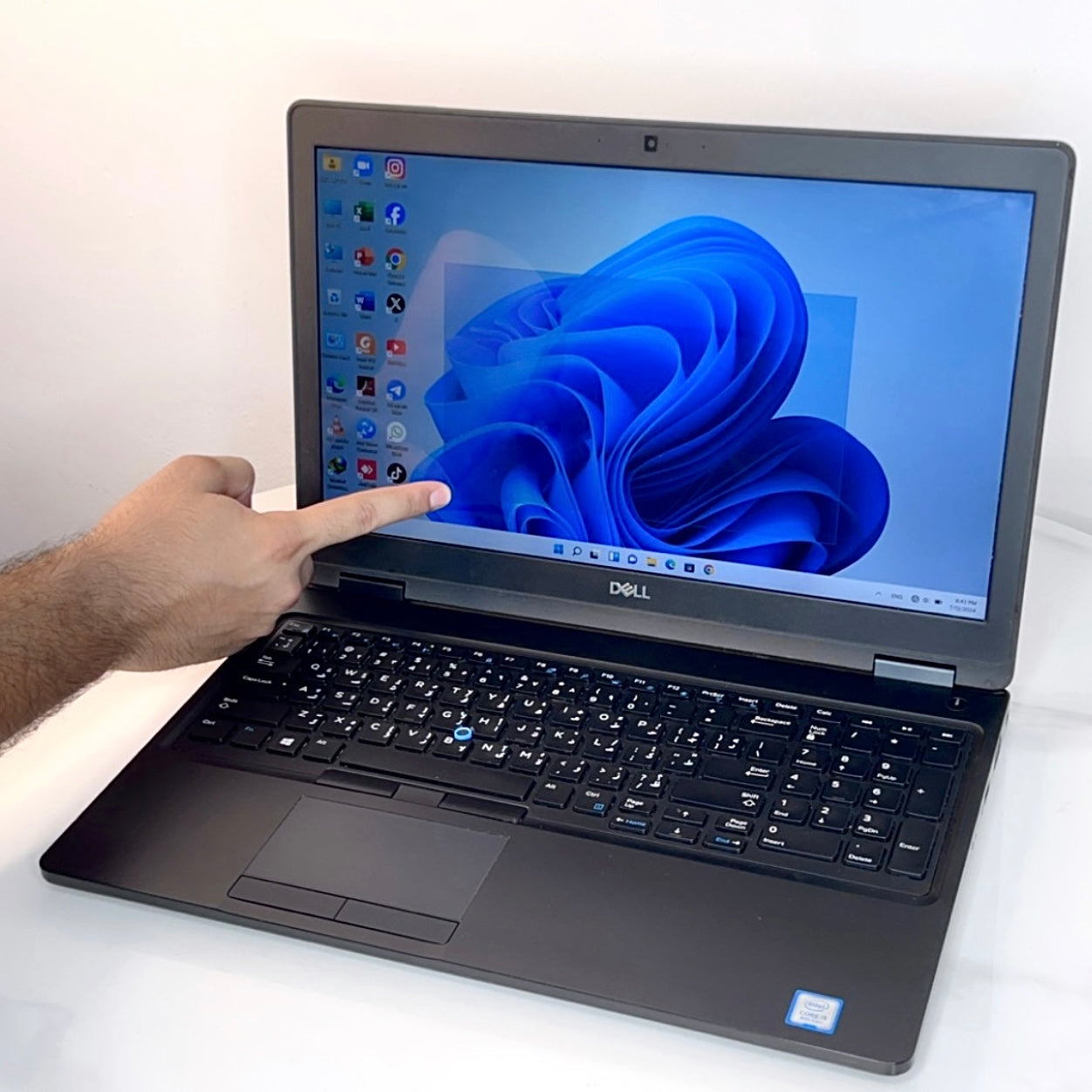 Dell Latitude E5590 Touch – iqlaptop